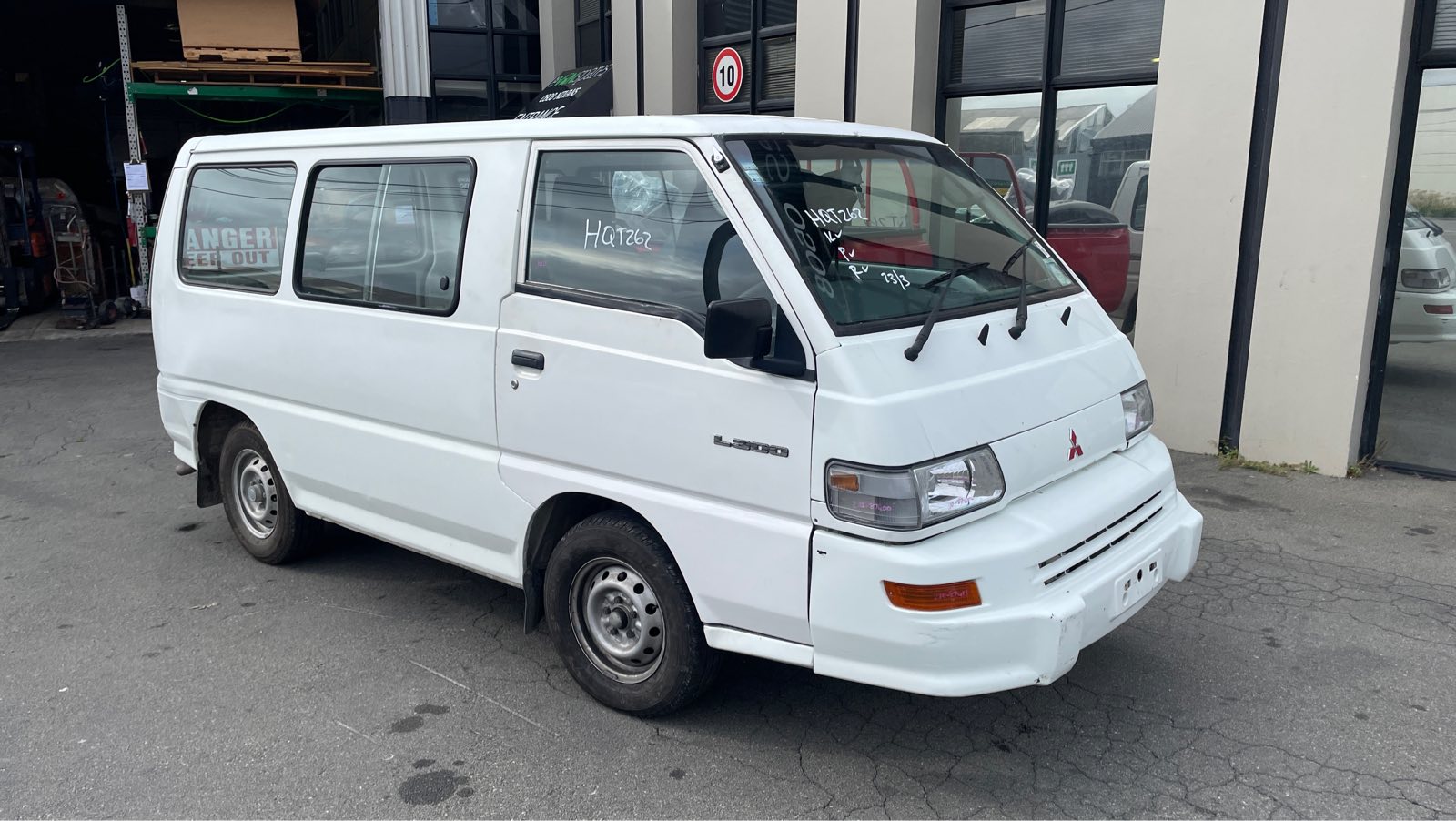MITSUBISHI L300 2010 – NZ Van Spares Ltd