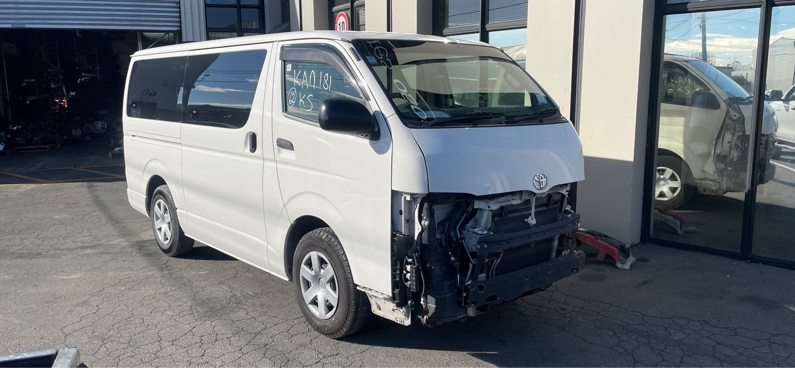 TOYOTA HIACE (TRH200) 2013 – NZ Van Spares Ltd