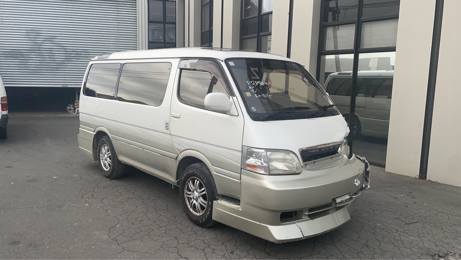 TOYOTA HIACE SUPER CUSTOM (RZH101) 2000 – NZ Van Spares Ltd