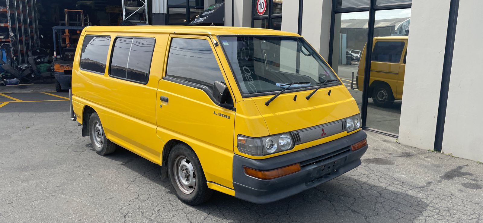 MITSUBISHI L300 1995 – NZ Van Spares Ltd